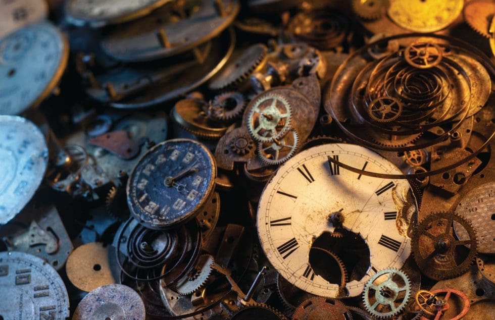 Guide To Storing Antique Pocket Watches: Do's And Don'ts » Watch Museum ...